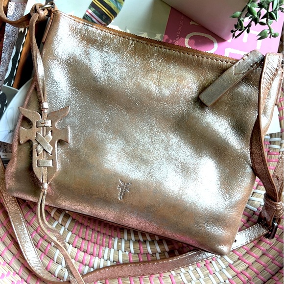 Frye | Bags | Frye Metallic Gold Silver Leather Crossbody Bag Purse ...